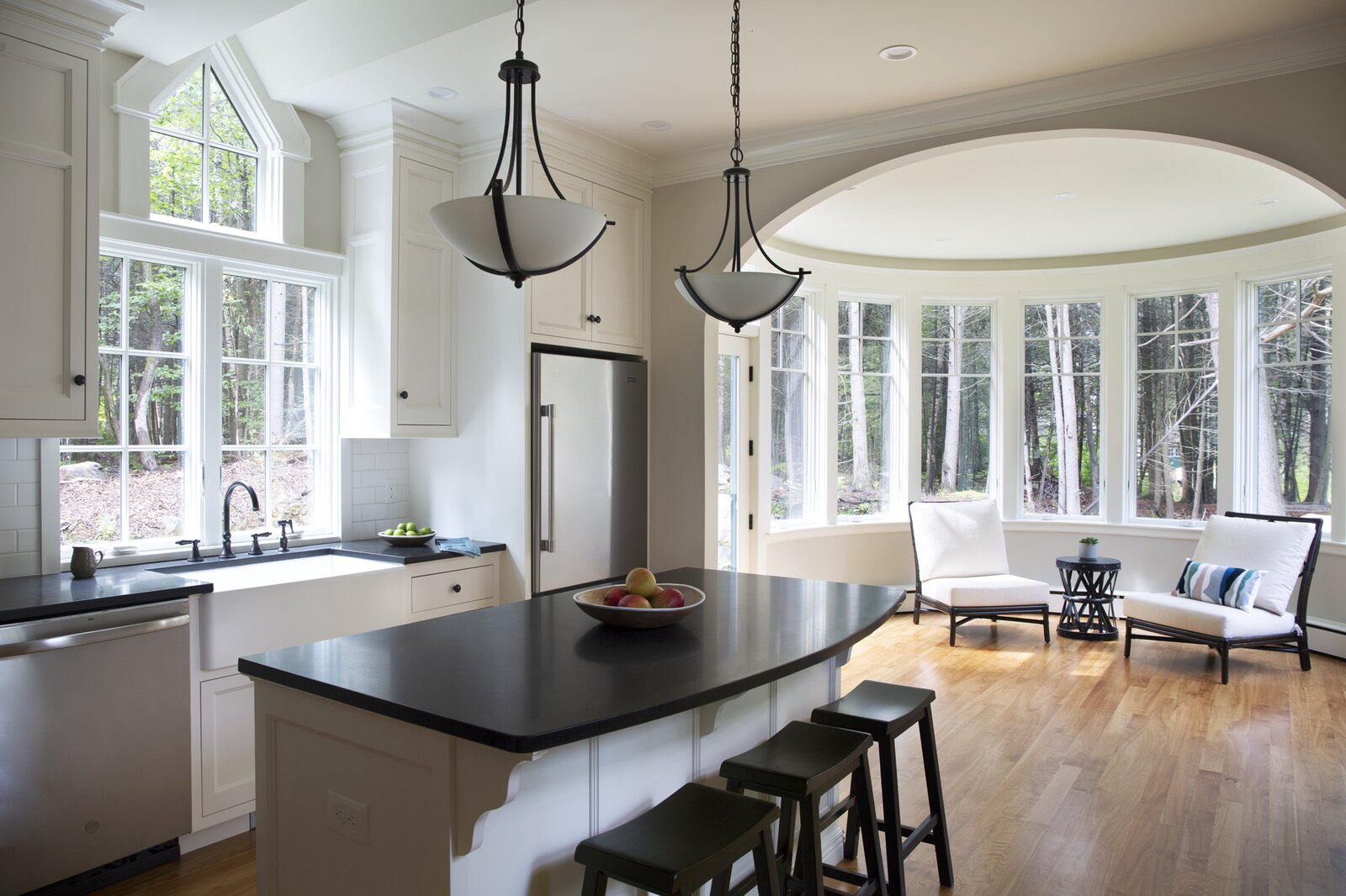 Photo 4 of 9 in Little John Island Tower House by Weather Shield - Dwell