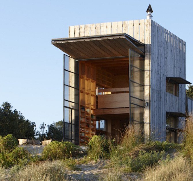 Photo 2 of 7 in The New Zealand House Built on a Sled - Dwell