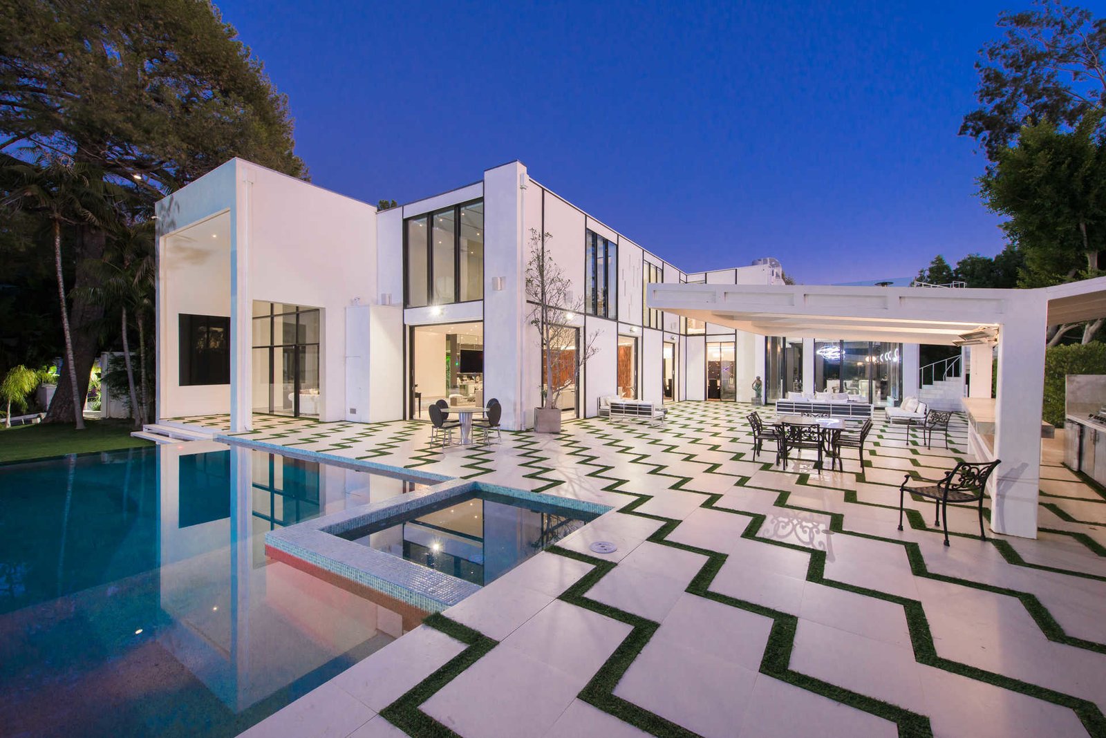 Photo 8 of 9 in A Reimagined Midcentury Beverly Hills Masterpiece by ...