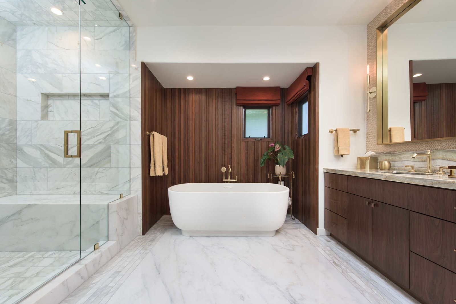 Photo 5 of 10 in A Tranquil, Spanish-Style Compound in Studio City by ...