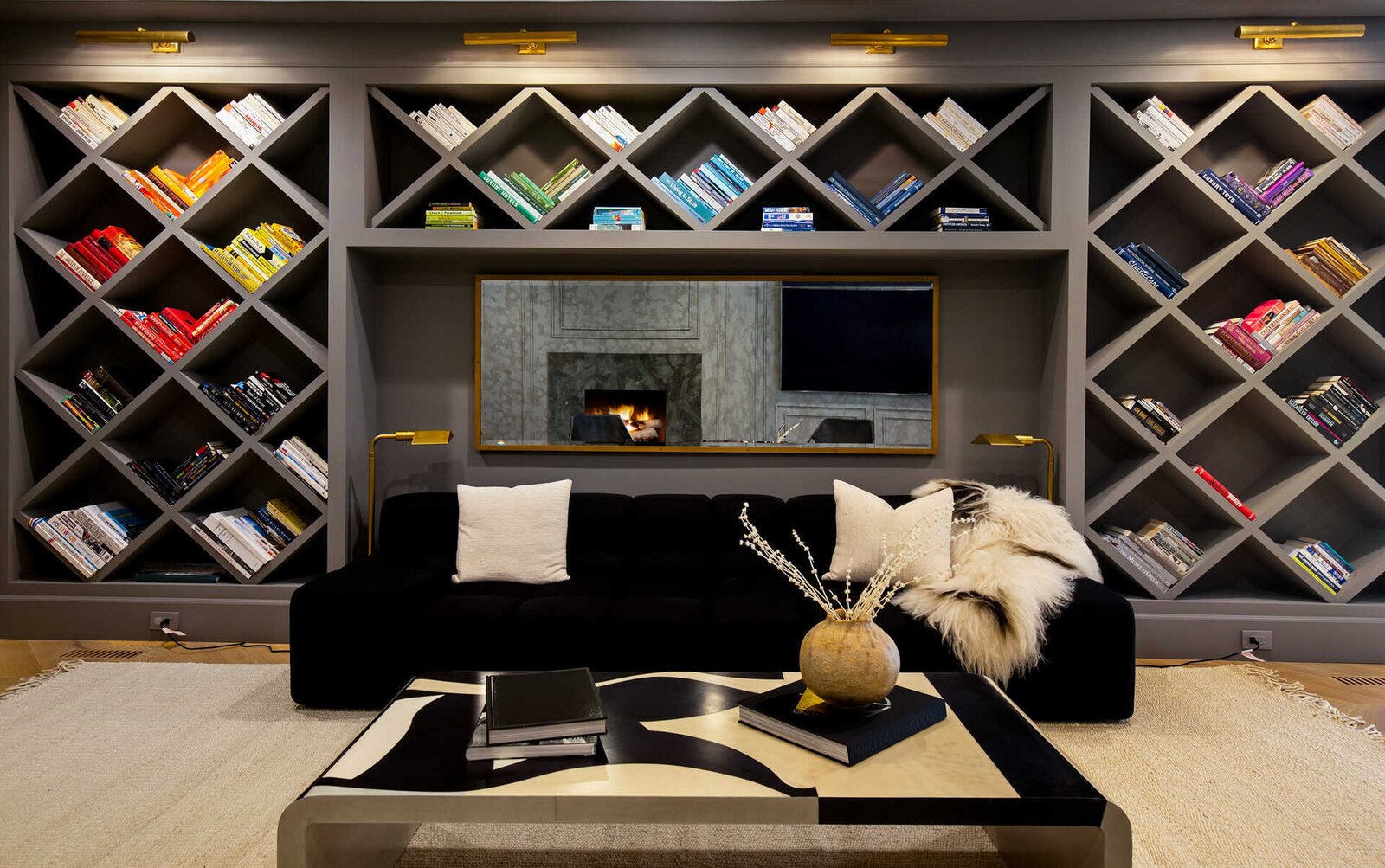 Photo 6 of 17 in Home Featured On Popular Television Show Takes Center ...