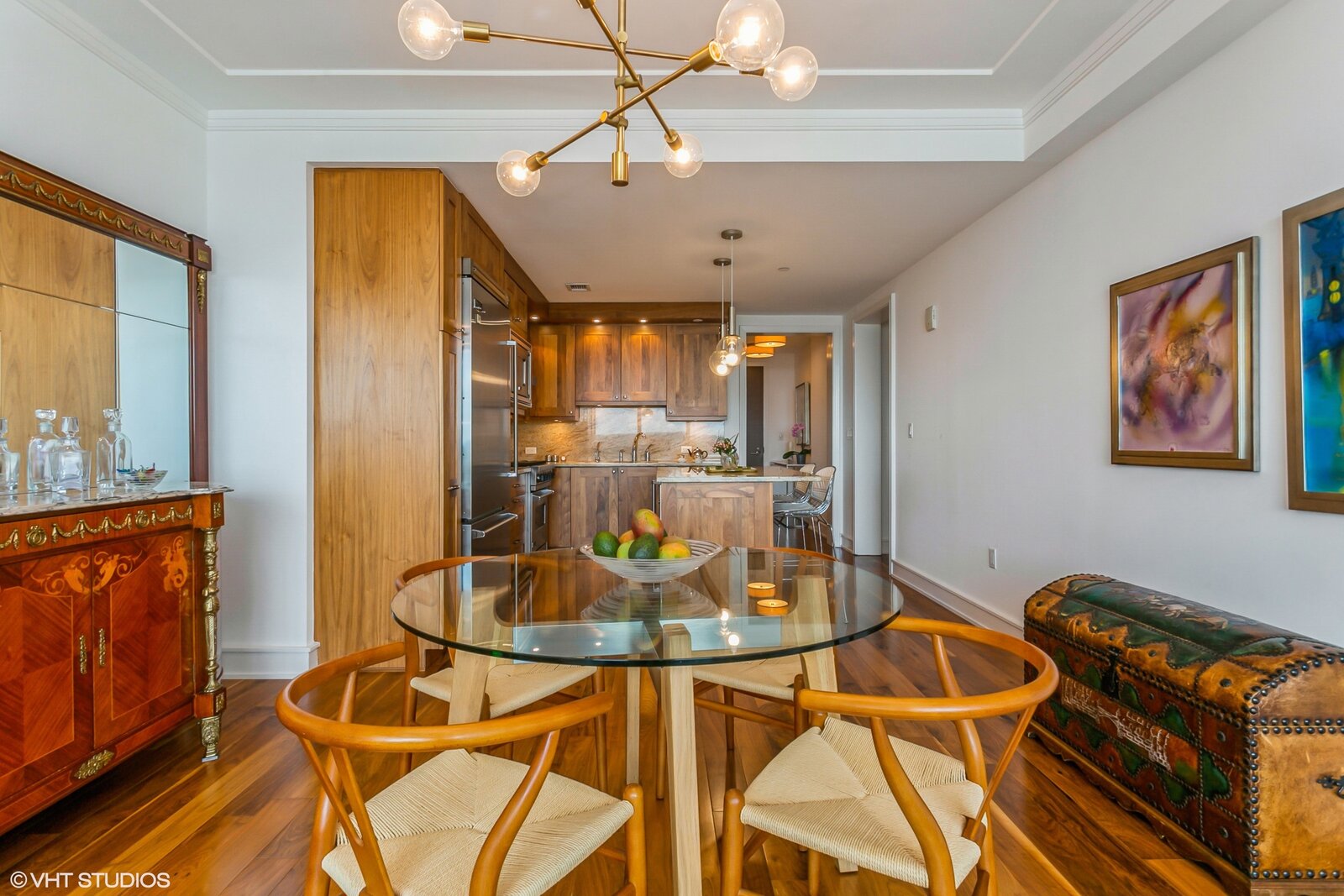 Photo 3 of 12 in Immaculate Westchester Unit Inside The Ritz-Carlton ...