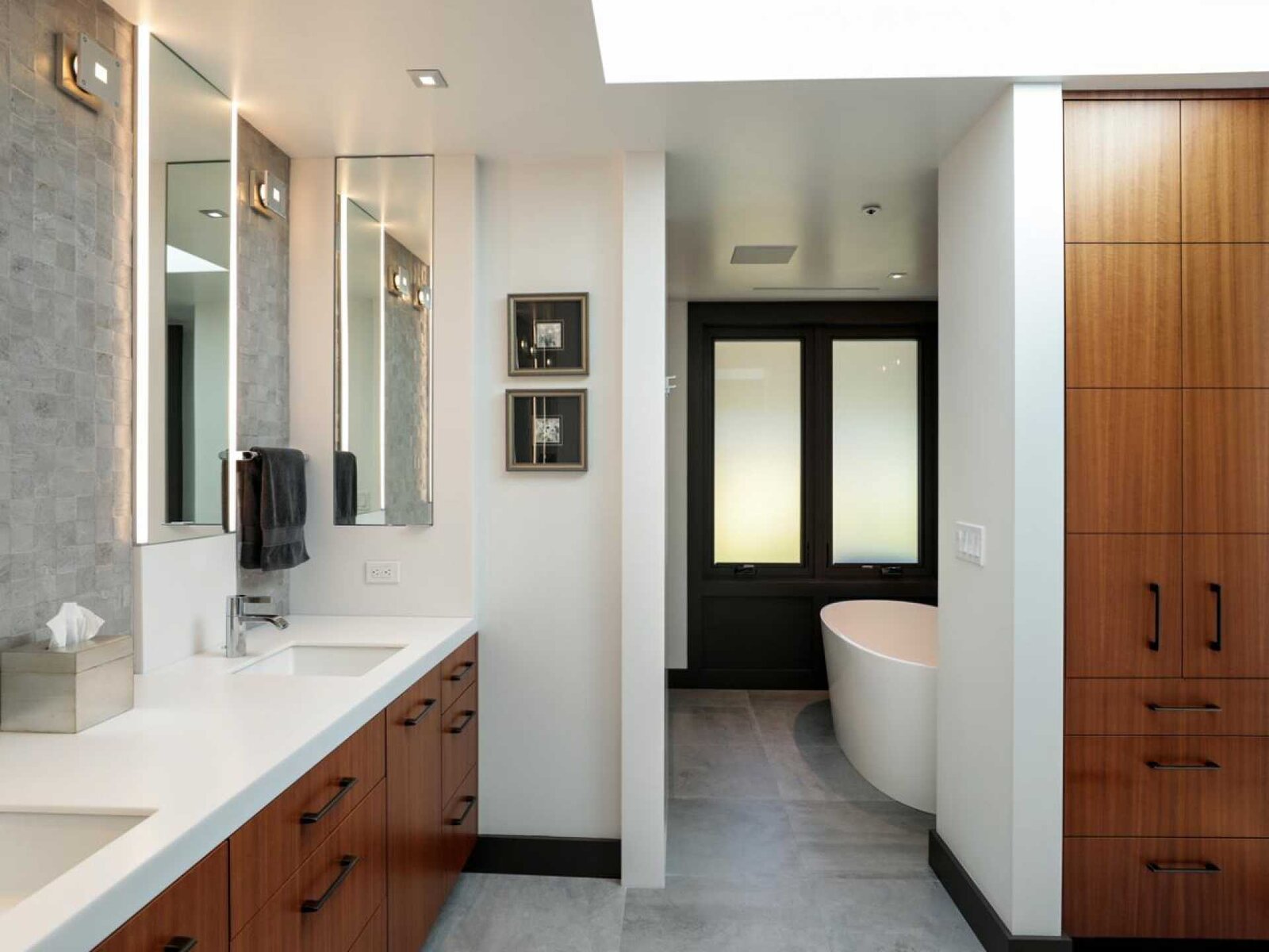 Photo 6 of 9 in Exclusive and Distinctive Los Altos Abode by Luxury ...