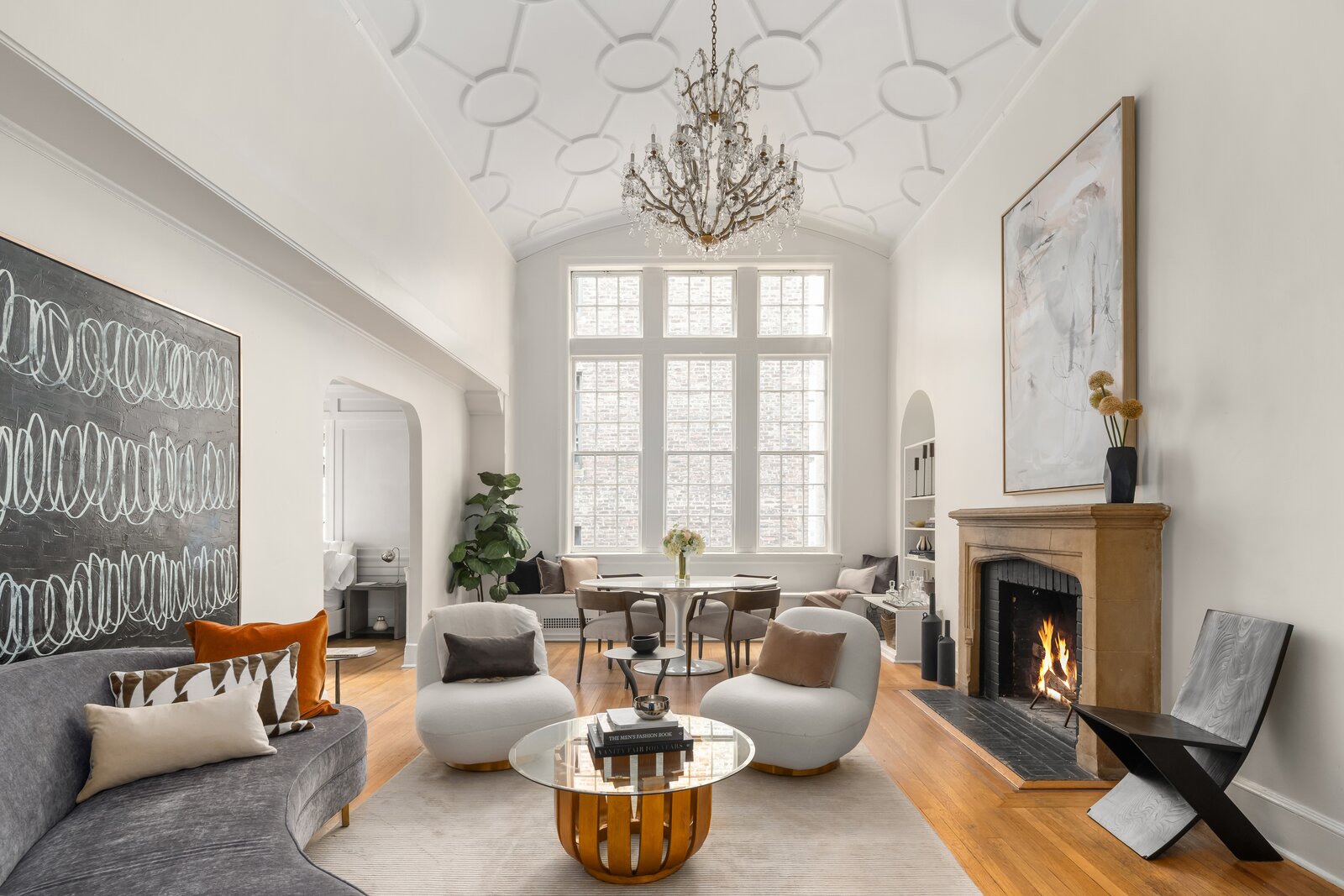 Artist-Inspired Greenwich Village Duplex Features Custom Painted Mural ...