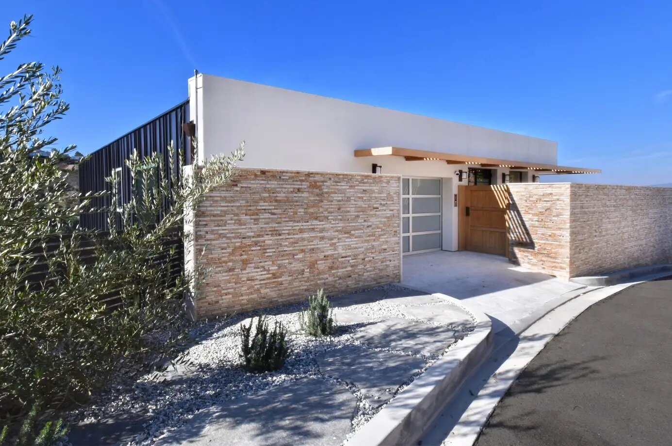 Rare Opportunity to Own Stunning Richard Neutra Platform Home for $2M ...