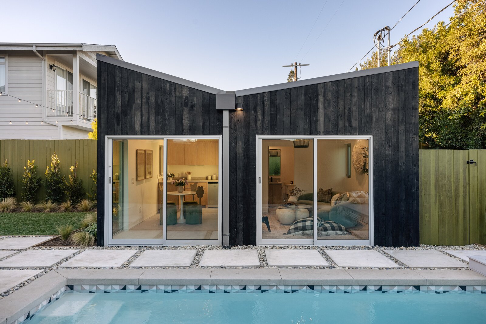 Photo 7 of 39 in Architectural Marvel in Westside Village by Luxury ...