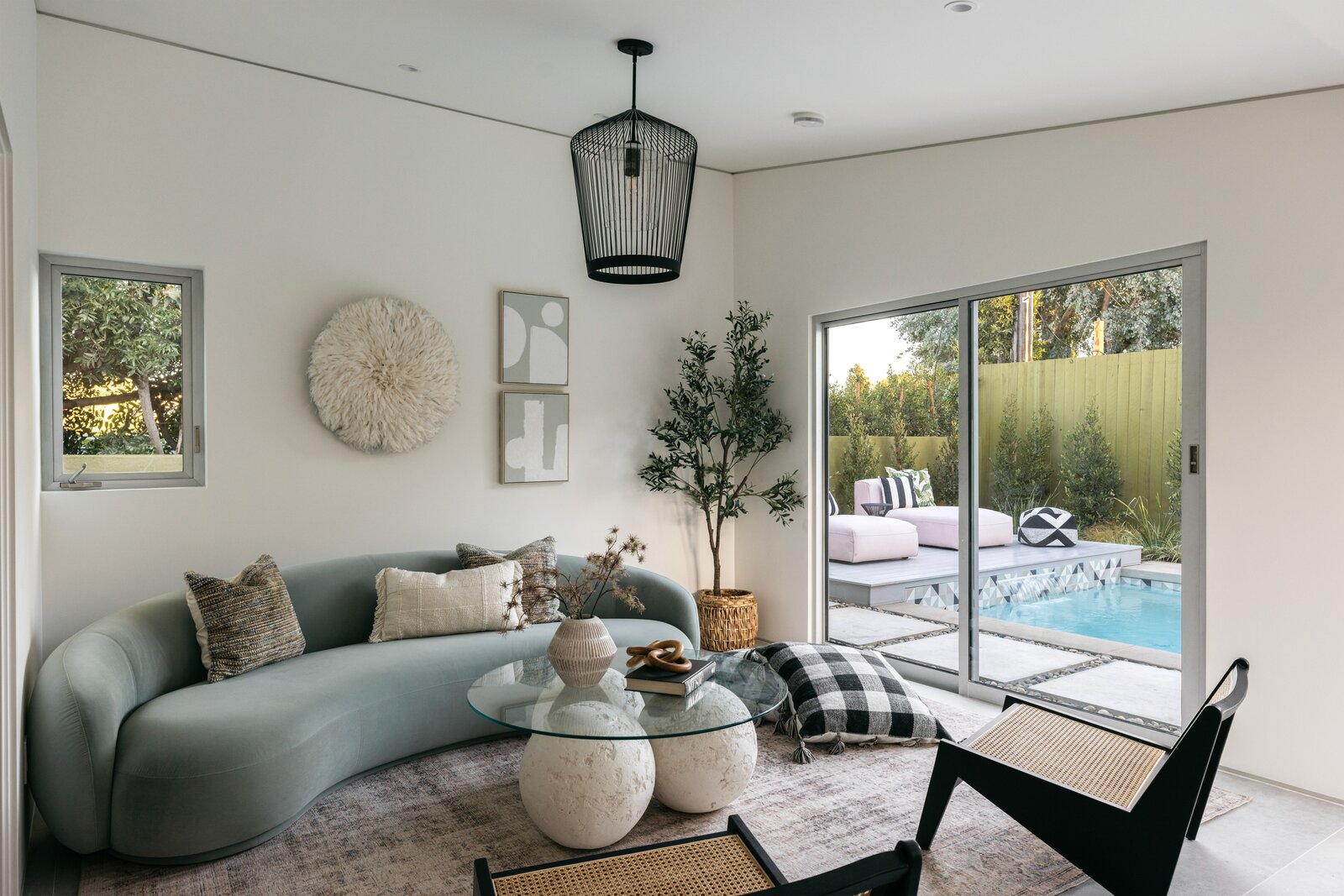 Photo 10 of 39 in Architectural Marvel in Westside Village by Luxury ...