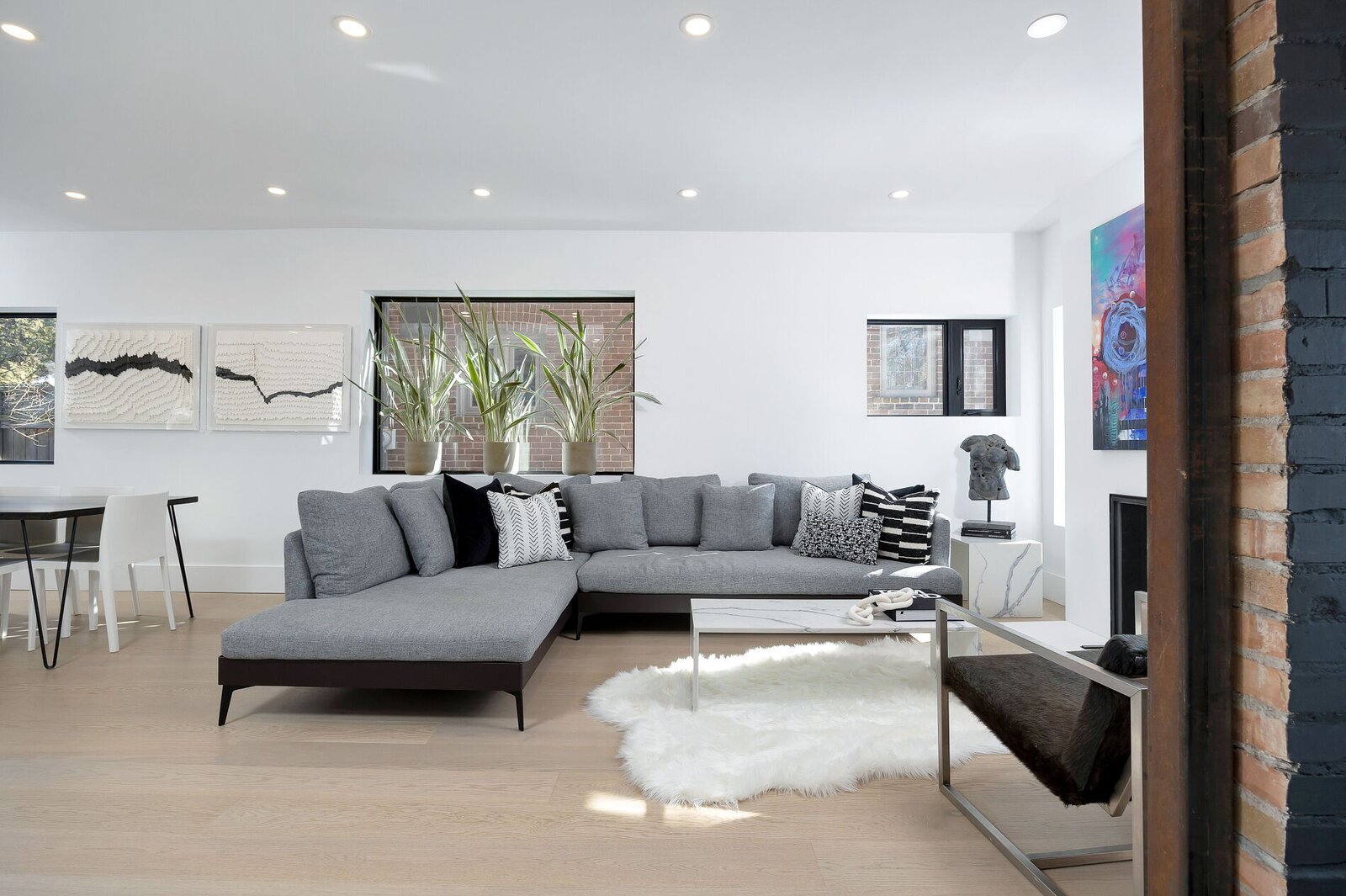 Photo 4 of 12 in A Scandinavian-Inspired Estate in Toronto’s Most ...