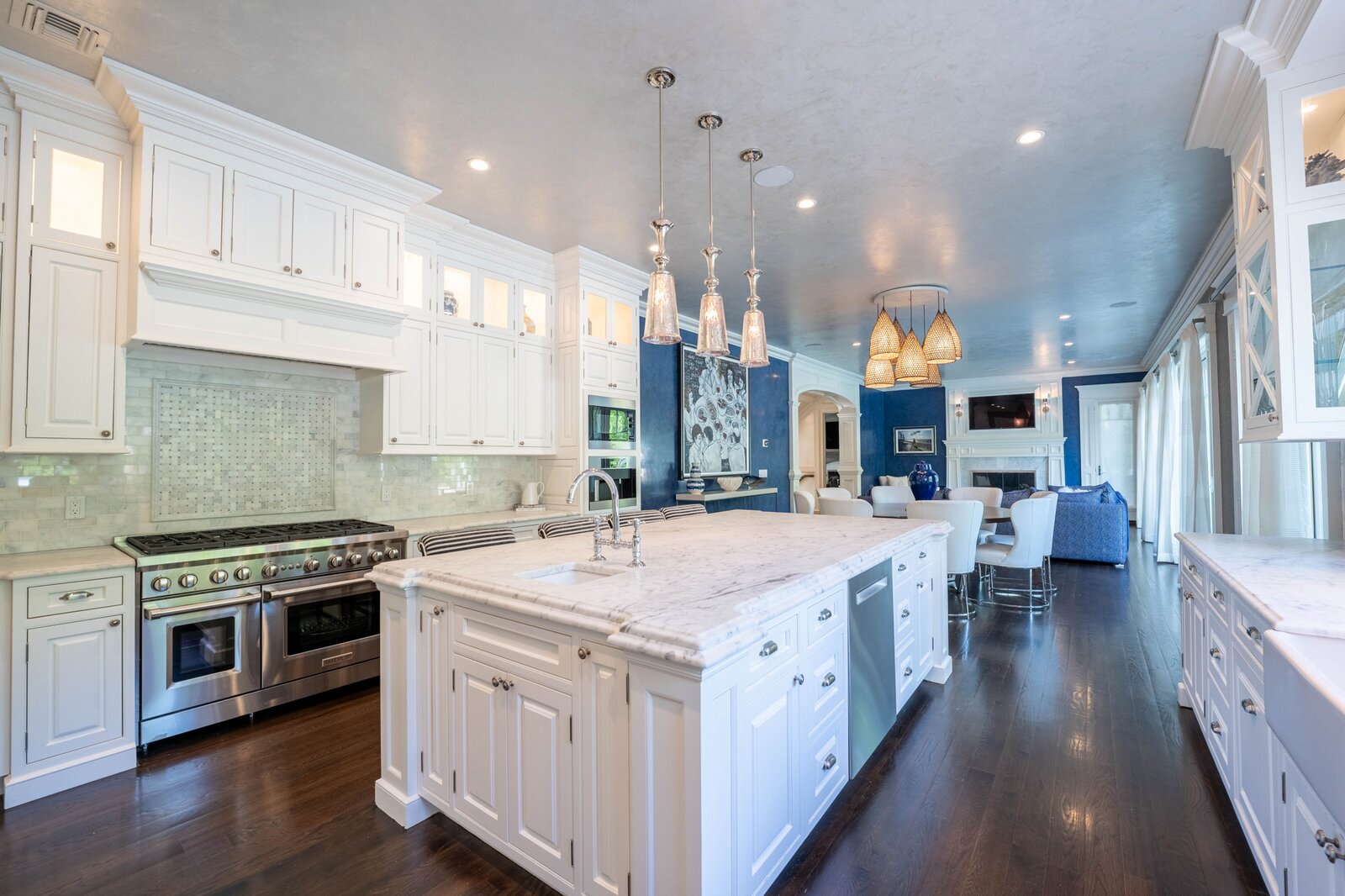 Photo 8 of 9 in A Look Inside a Sophisticated Hamptons Estate by Luxury ...