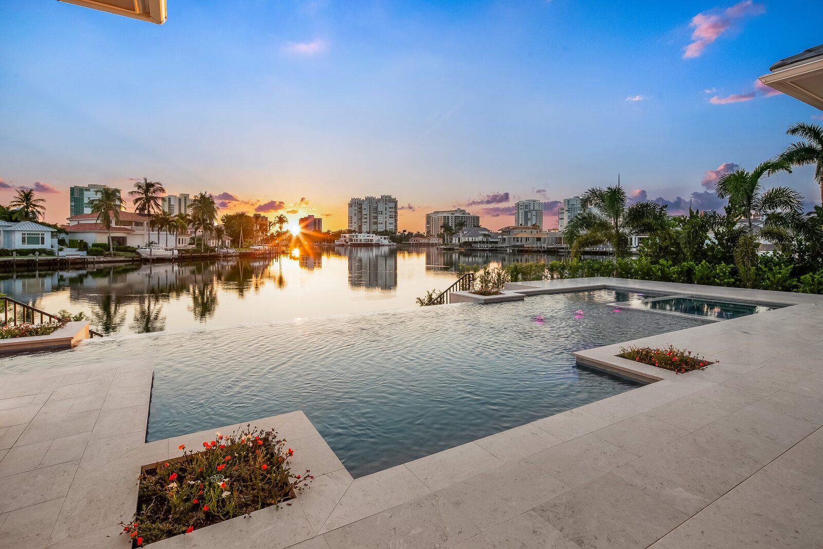 Photo 5 of 8 in A Majestic Waterfront Oasis in Naples, Florida by Luxury Homes & Lifestyle - Dwell