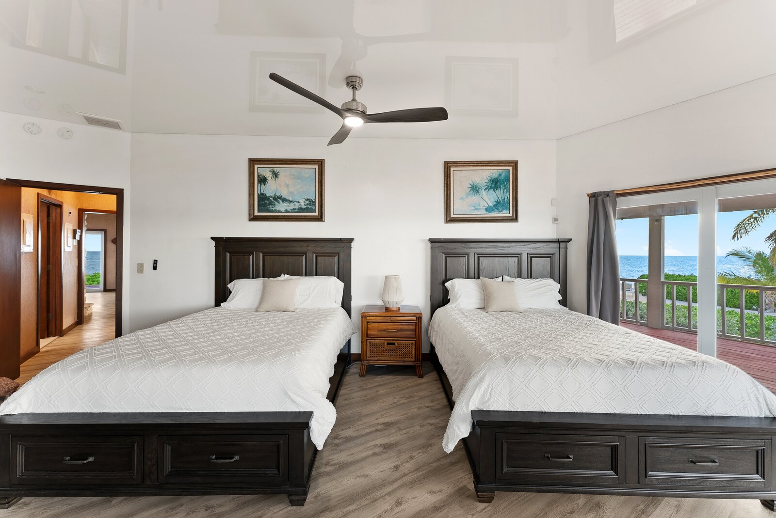 Photo 4 of 8 in East Sister Rock Island: A Luxurious Oasis in the Heart ...