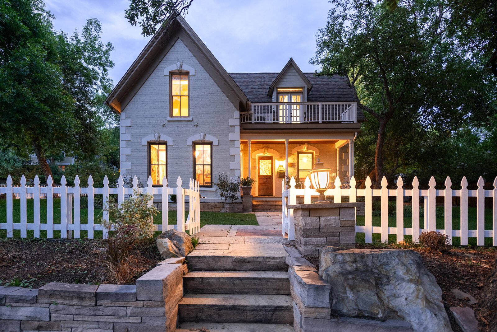 Photo 2 of 36 in Step Inside This Iconic Residence in Boulder's ...