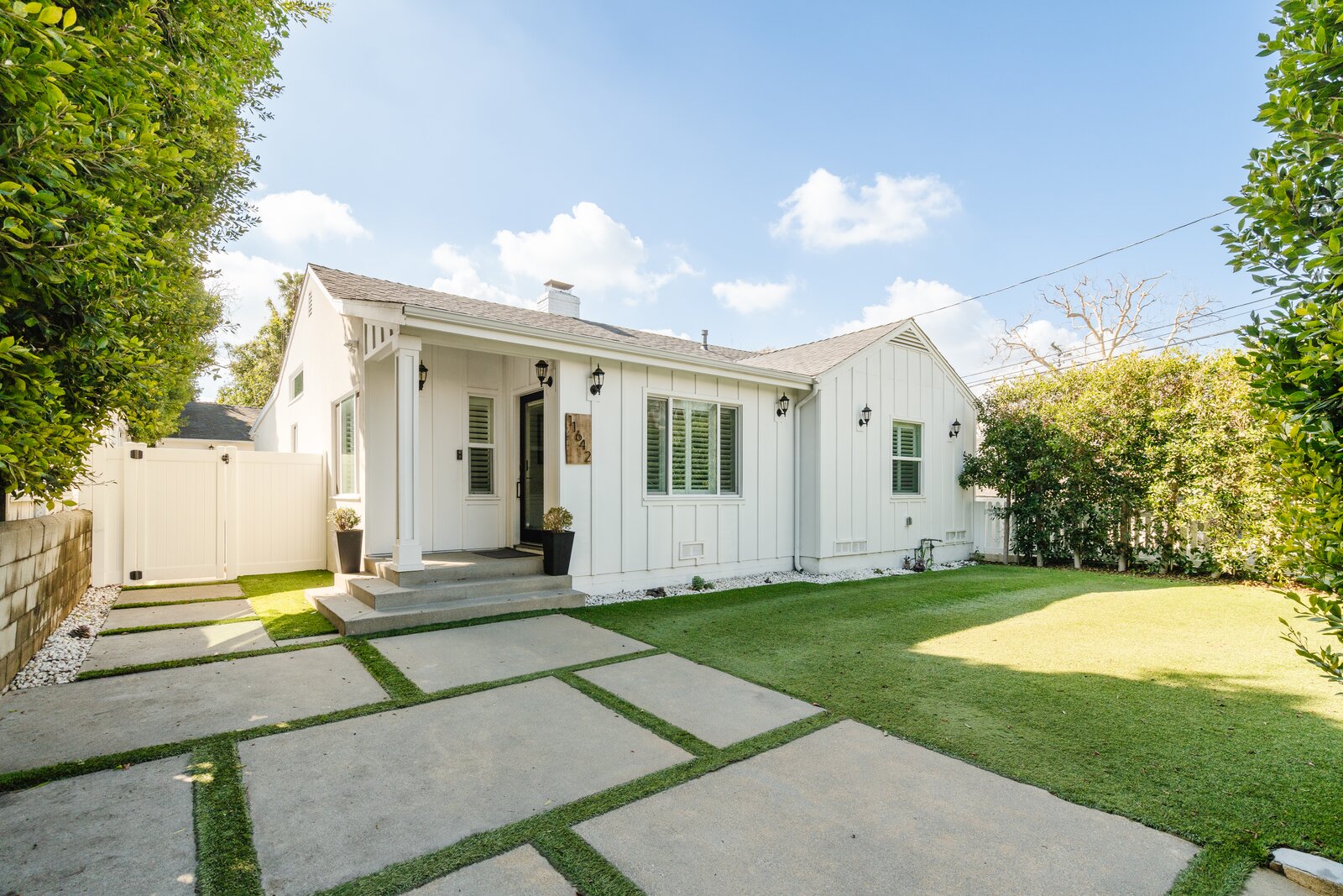 Photo 1 of 22 in Take a Look Inside This Gem in Studio City by Luxury ...