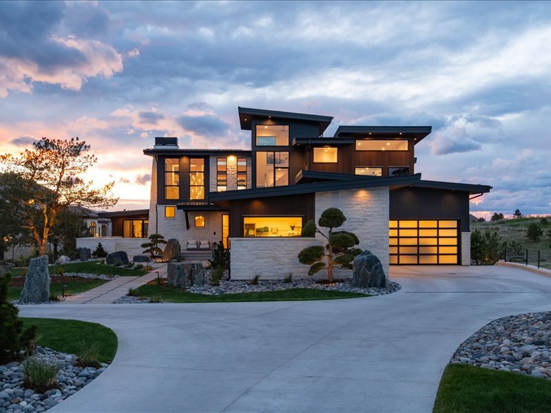 Photo 2 of 122 in This Modern Rocky Mountain Masterpiece is Giving ...