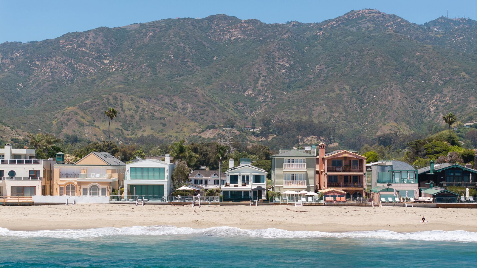 Photo 1 of 20 in Malibu Colony Sets New Standard in Coastal Living by ...