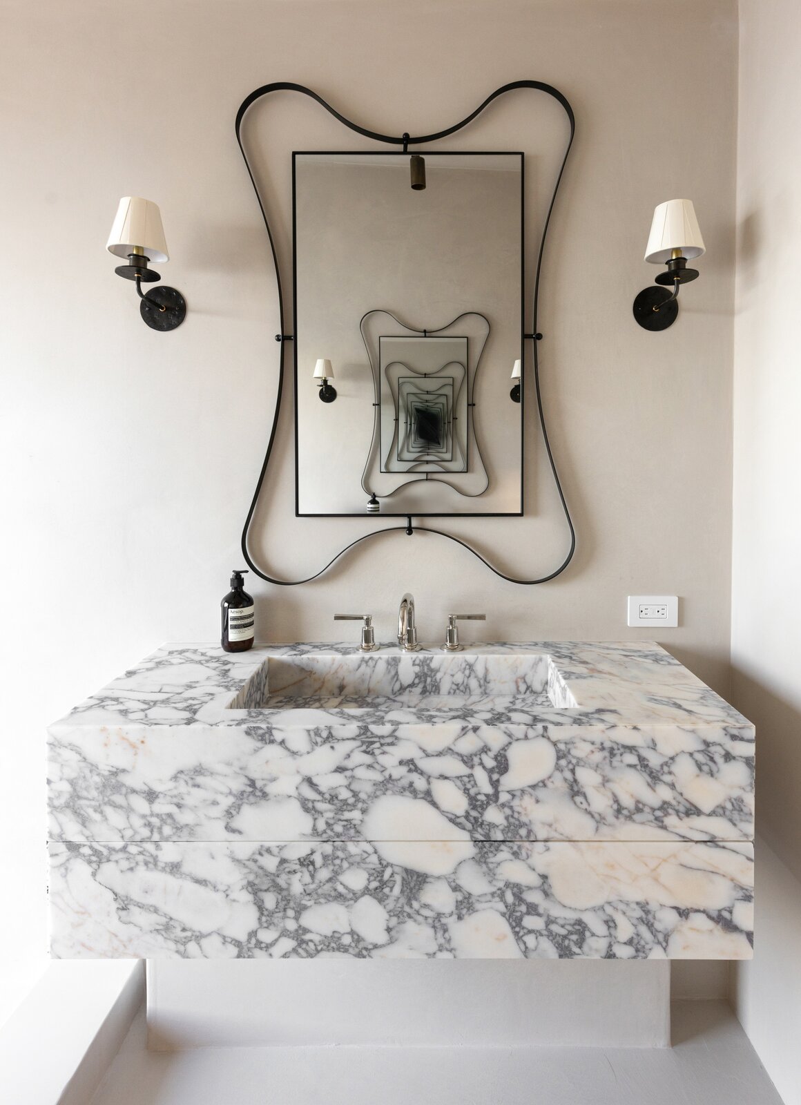 Photo 16 of 20 in Malibu Colony Sets New Standard in Coastal Living by ...