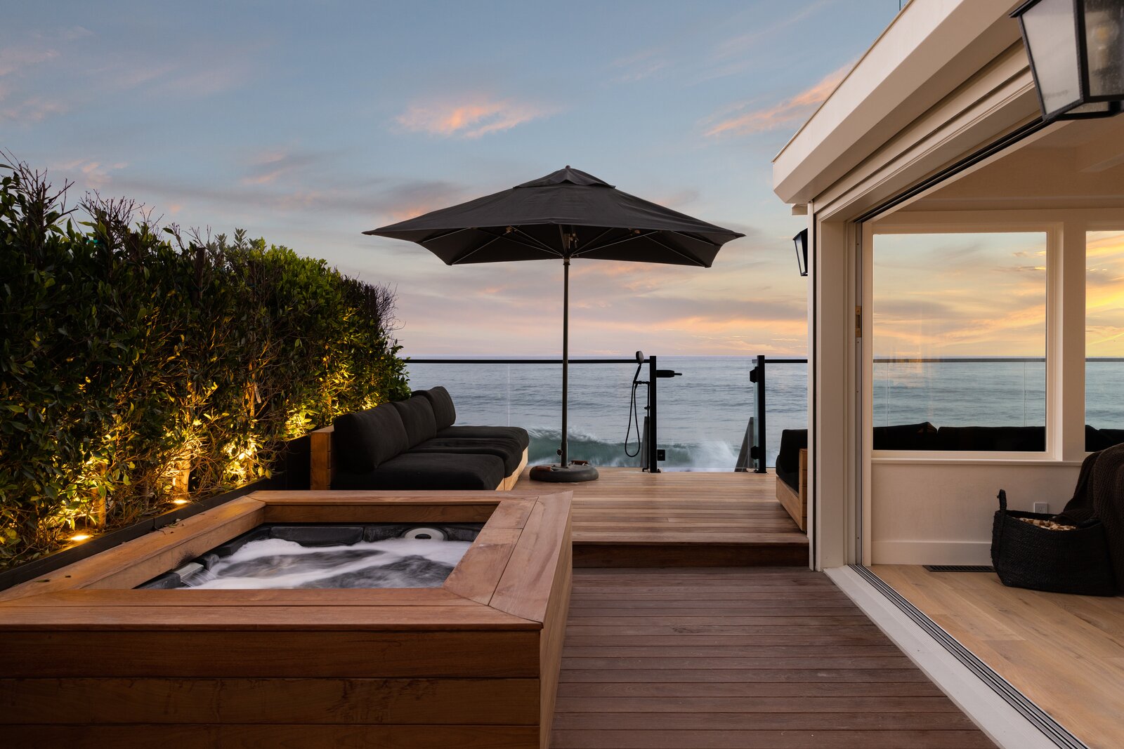 Photo 20 of 20 in Malibu Colony Sets New Standard in Coastal Living by ...