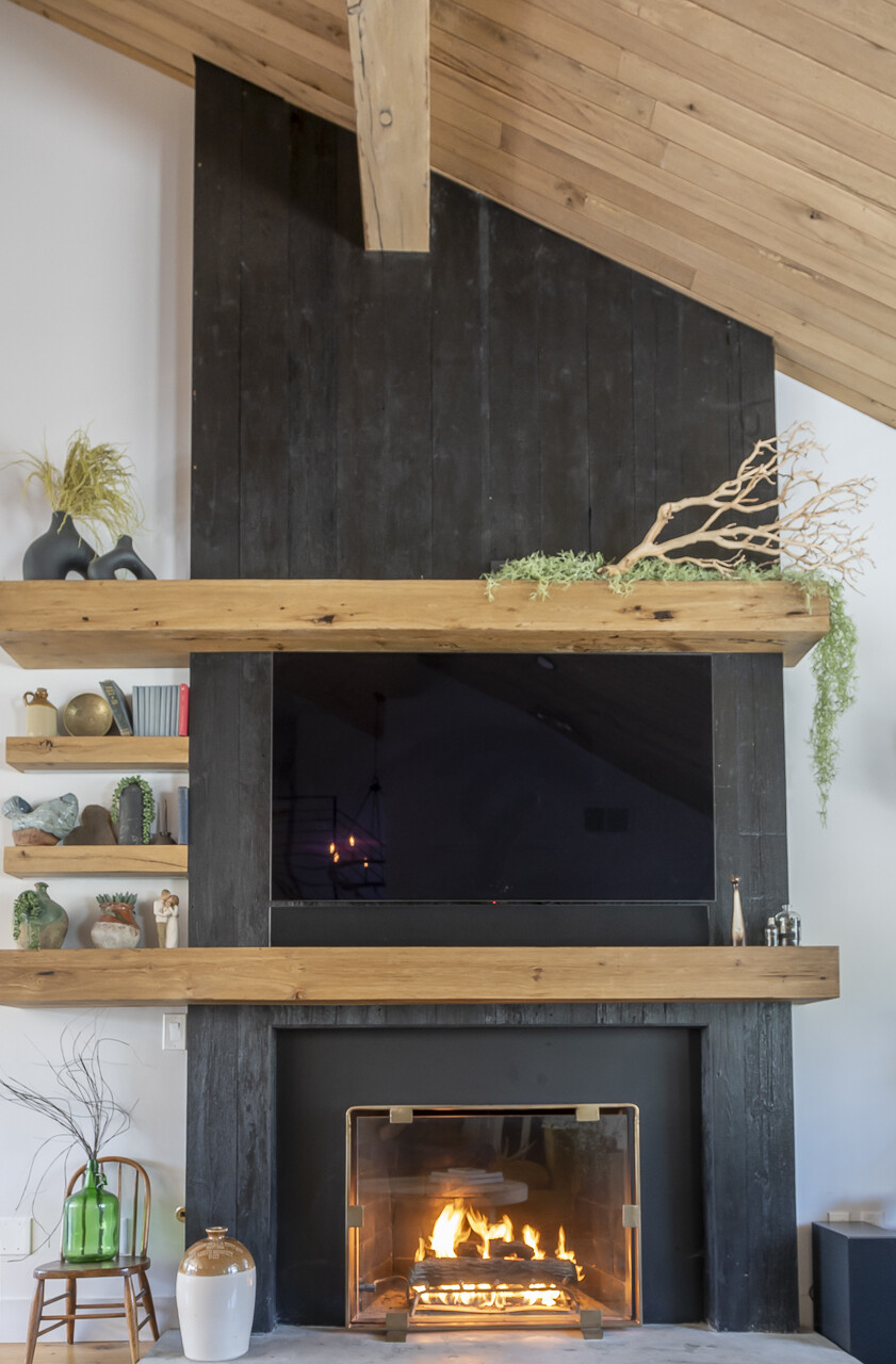 Photo 5 of 19 in Discover the Art of Fine California Living in a ...