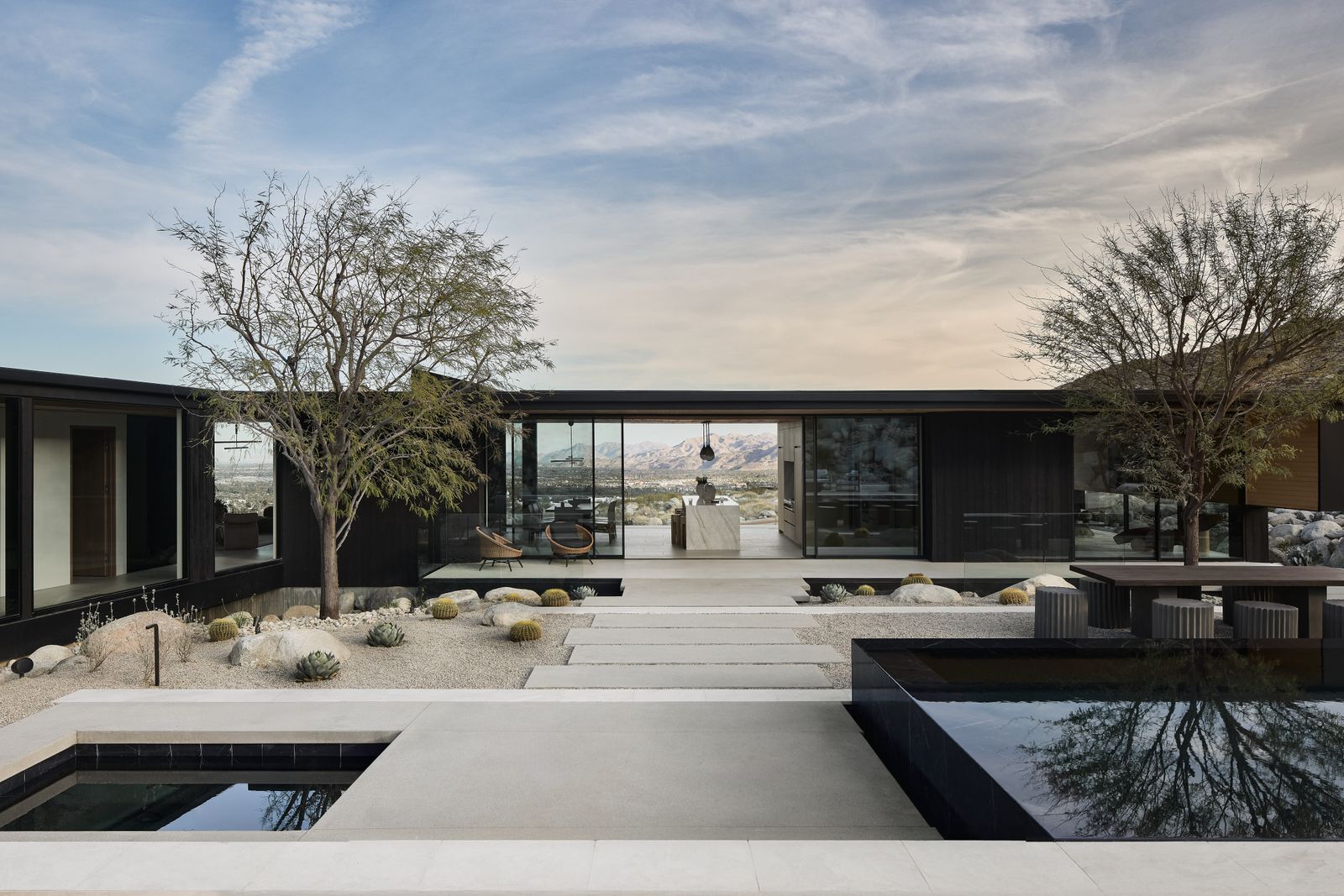 Photo 20 of 25 in The Art of Desert Living in Palm Springs by Luxury ...