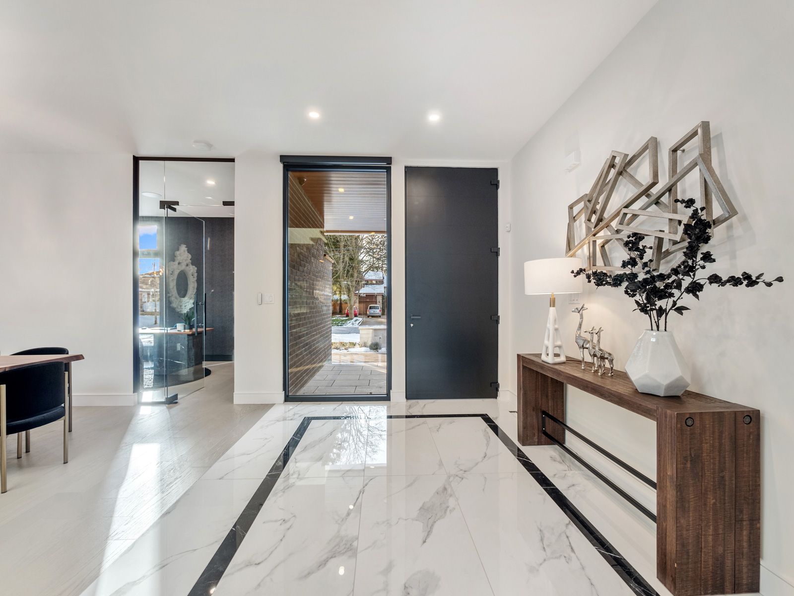 Photo 3 of 17 in Modern Mastery in Ancaster: Inside the Architectural ...