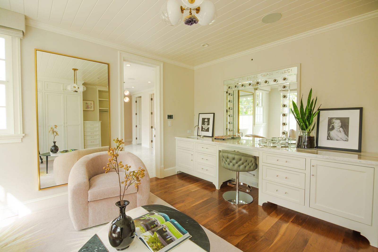 Photo 13 of 25 in An Elevated Take on Traditional Design in L.A.’s ...