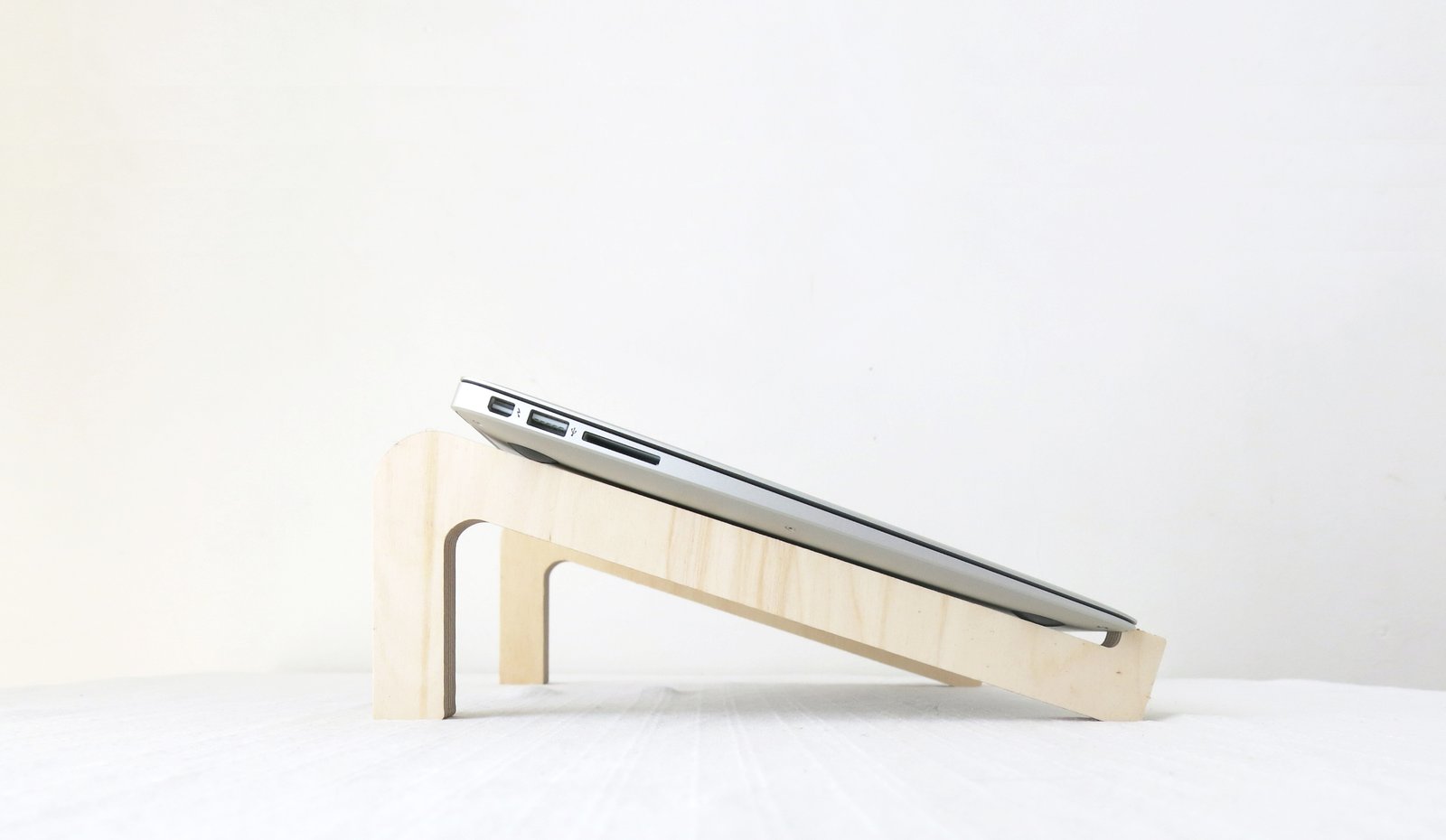 Photo 3 of 4 in Raised Laptop Stand by HumbleWorks - Dwell