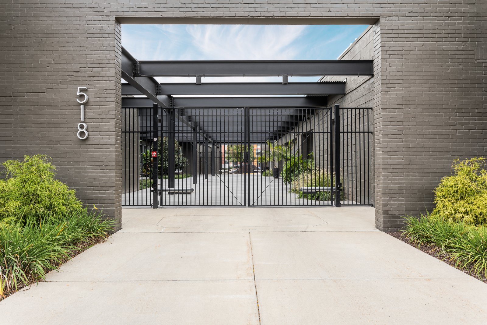 Photo 2 of 2 in Urban Industrial Chic by Joe Shoemaker - Dwell