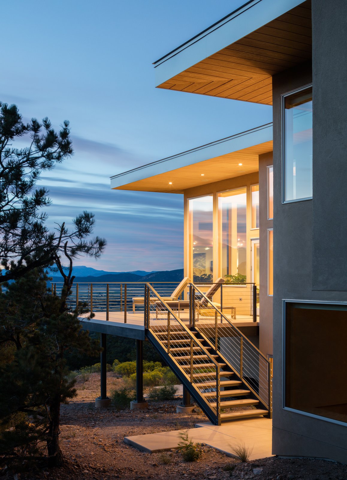 Photo 9 of 10 in Northern Slope Sanctuary by Gettliffe Architecture - Dwell