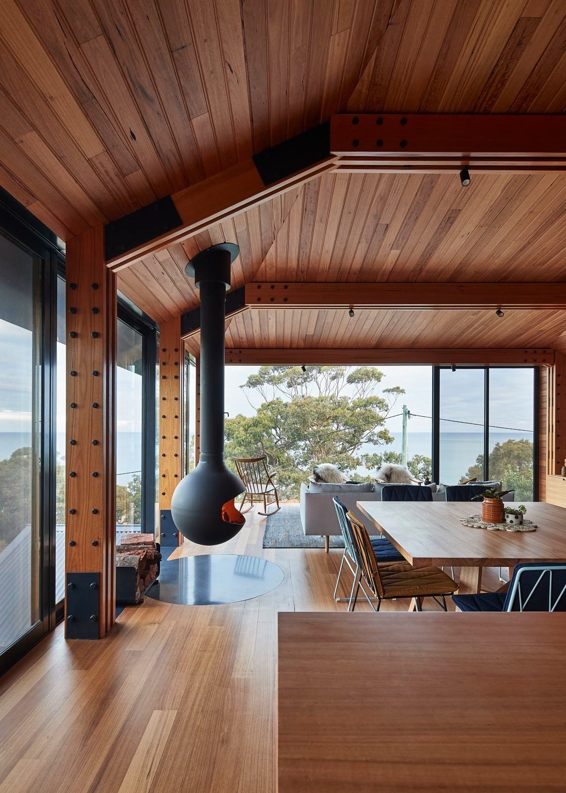 Photo 9 of 12 in A Great Ocean Road Shack With a View Gets a ...