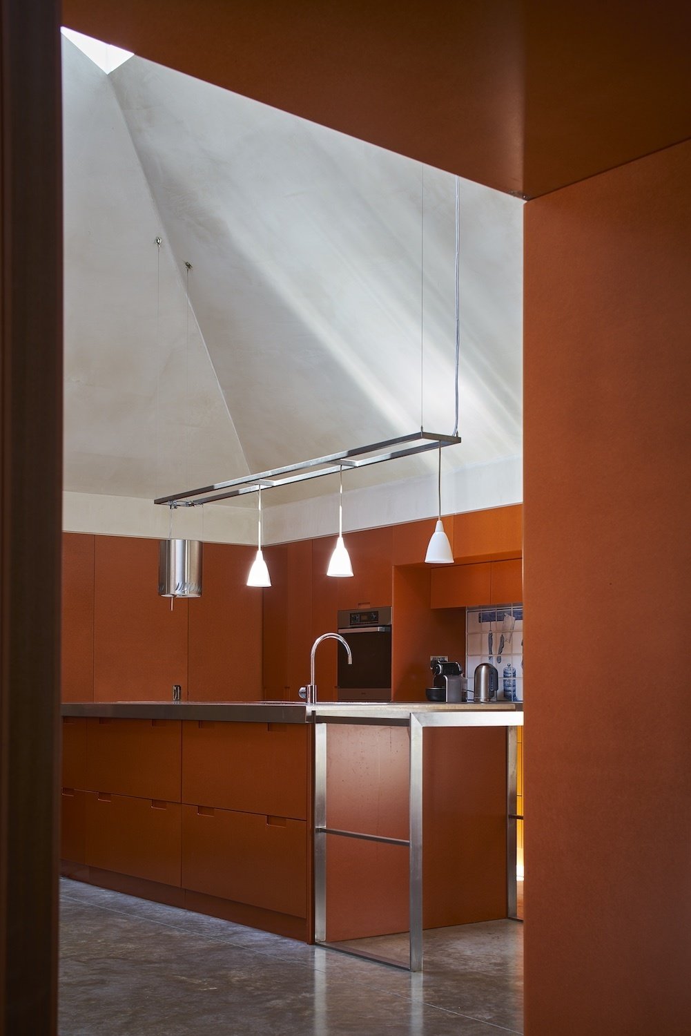 Photo 5 of 10 in Red Tin House That Makes the Most of Space and Light ...