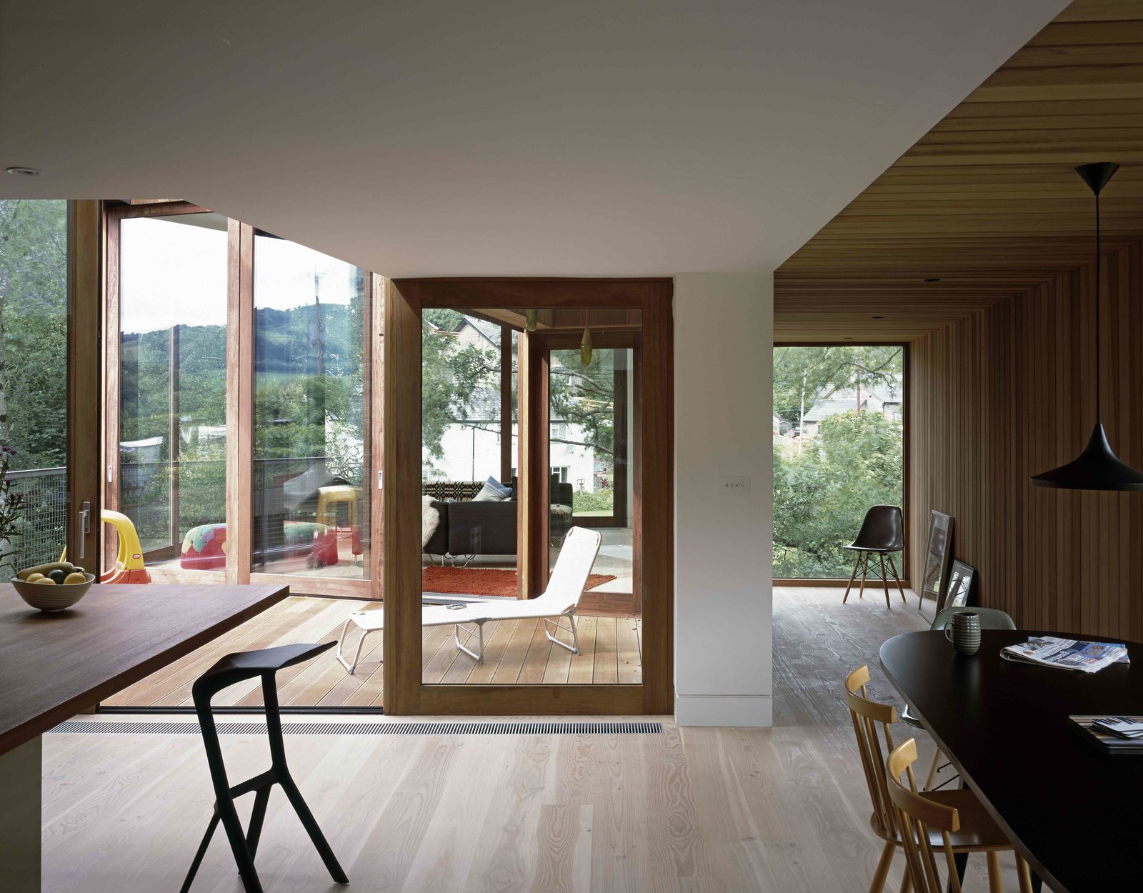 Photo 4 of 9 in A Hovering House in the Welsh Hills That You Can Call ...