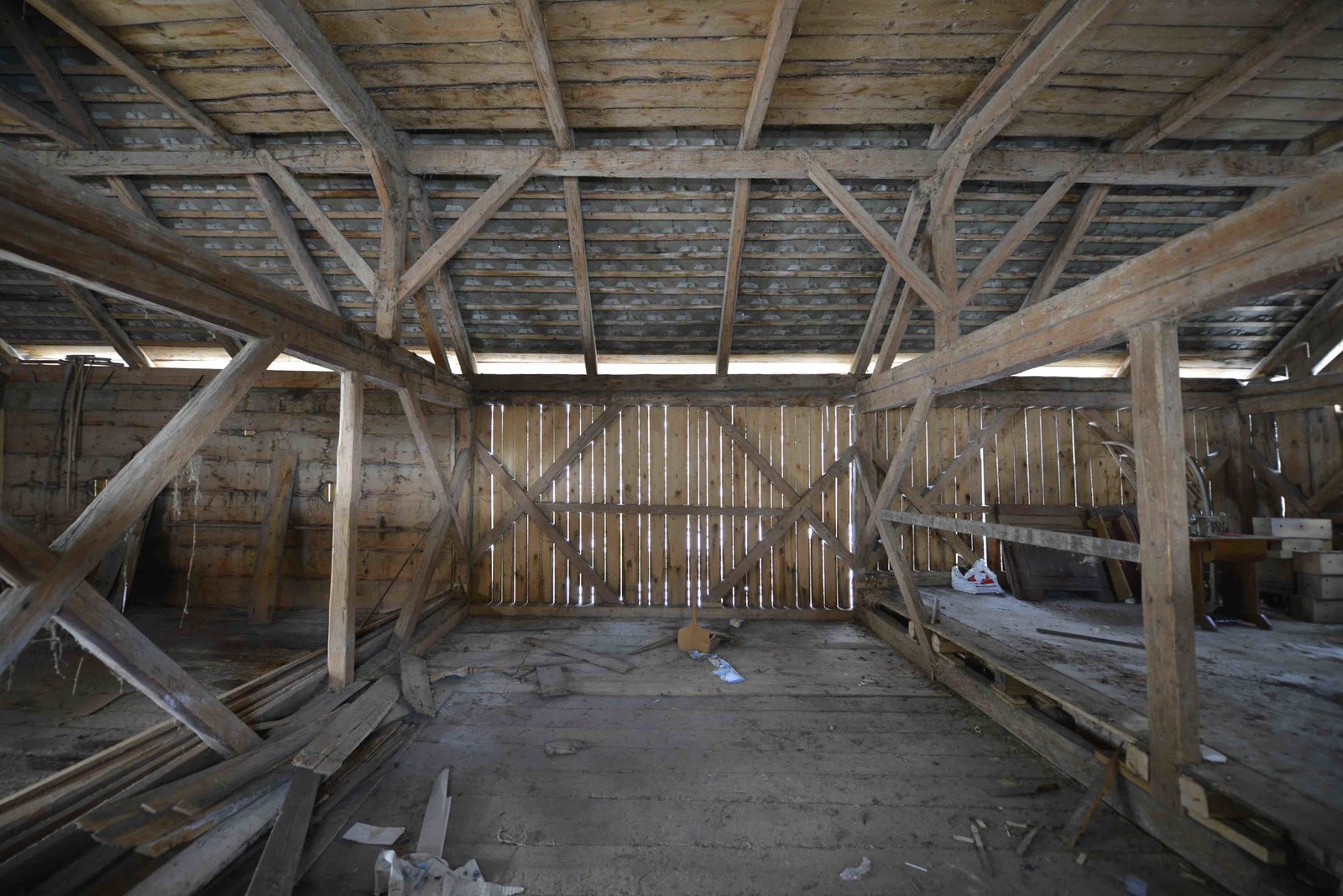Photo 6 of 12 in An Old Cattle Barn in Slovenia Is Saved and ...