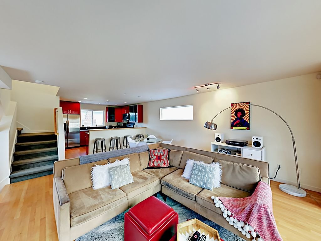 Photo 7 of 9 in 8 Stellar Rentals For Your Next Visit to Seattle - Dwell