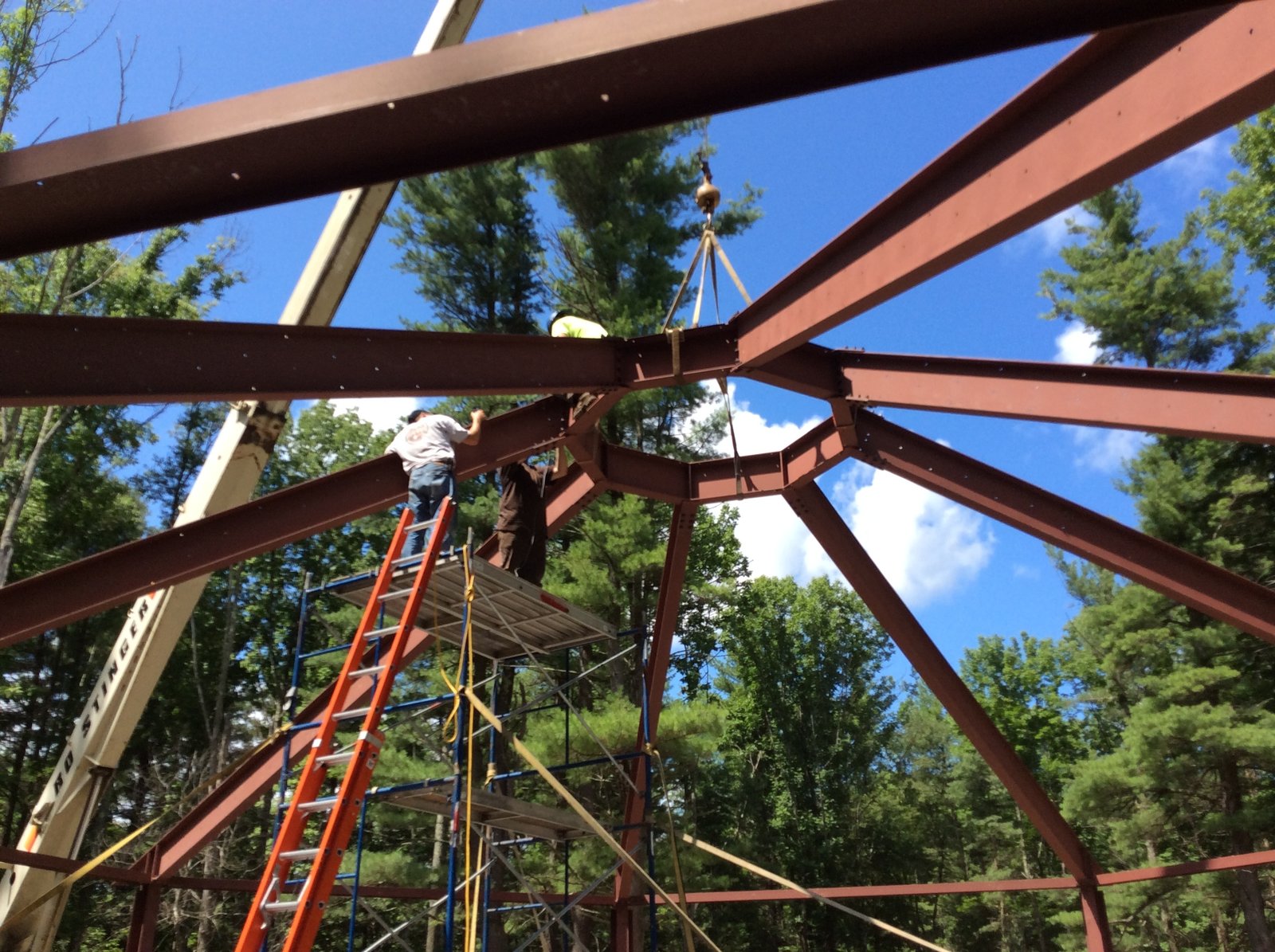 Photo 4 of 13 in A Modern Octagonal Barn House in Upstate New York Asks ...