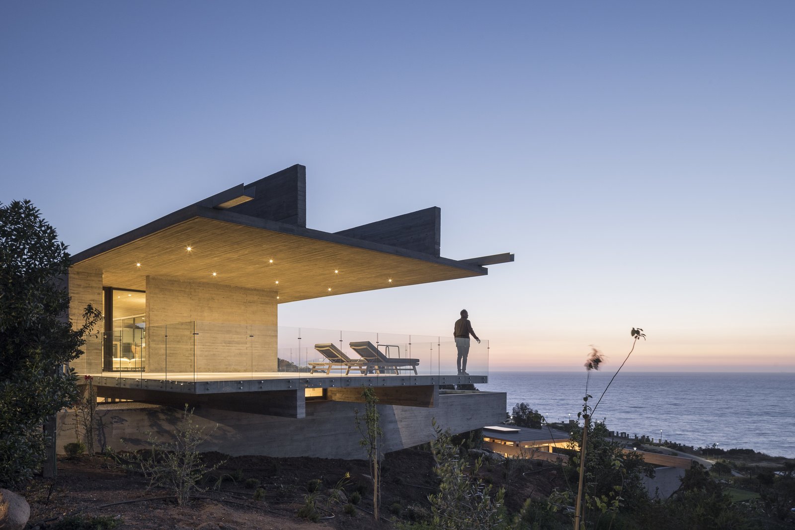 This Chilean Concrete Home Levitates Off a Coastal Slope - Dwell
