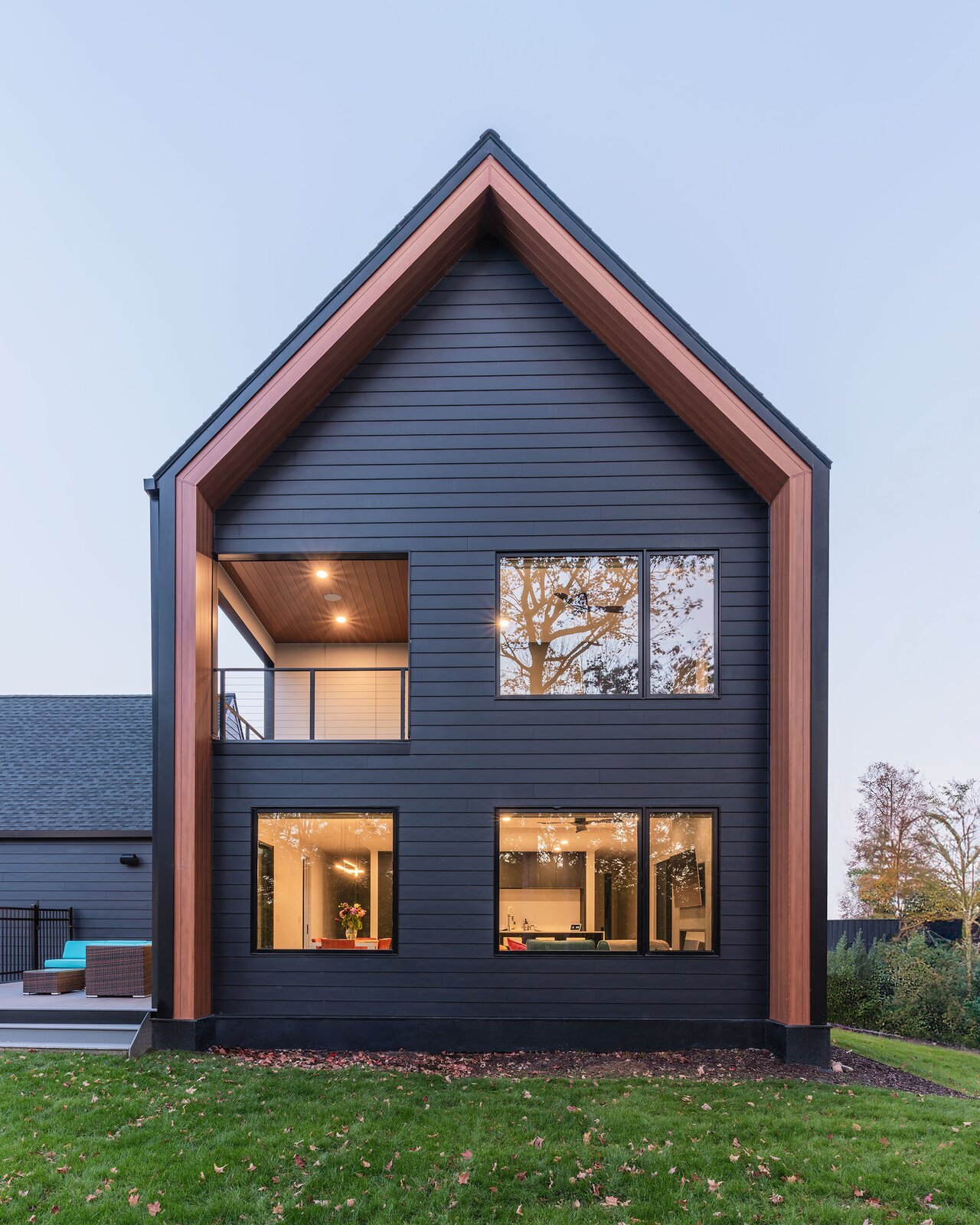 Photo 3 of 8 in Lakeview Residence by Sustainable 9 Design + Build - Dwell