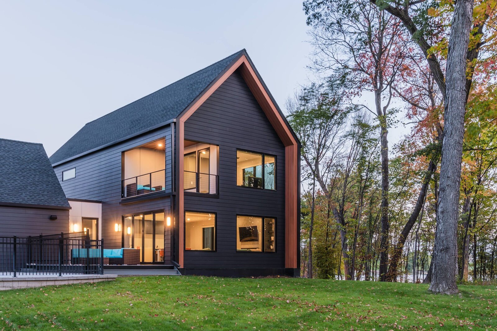 Photo 2 of 8 in Lakeview Residence by Sustainable 9 Design + Build - Dwell