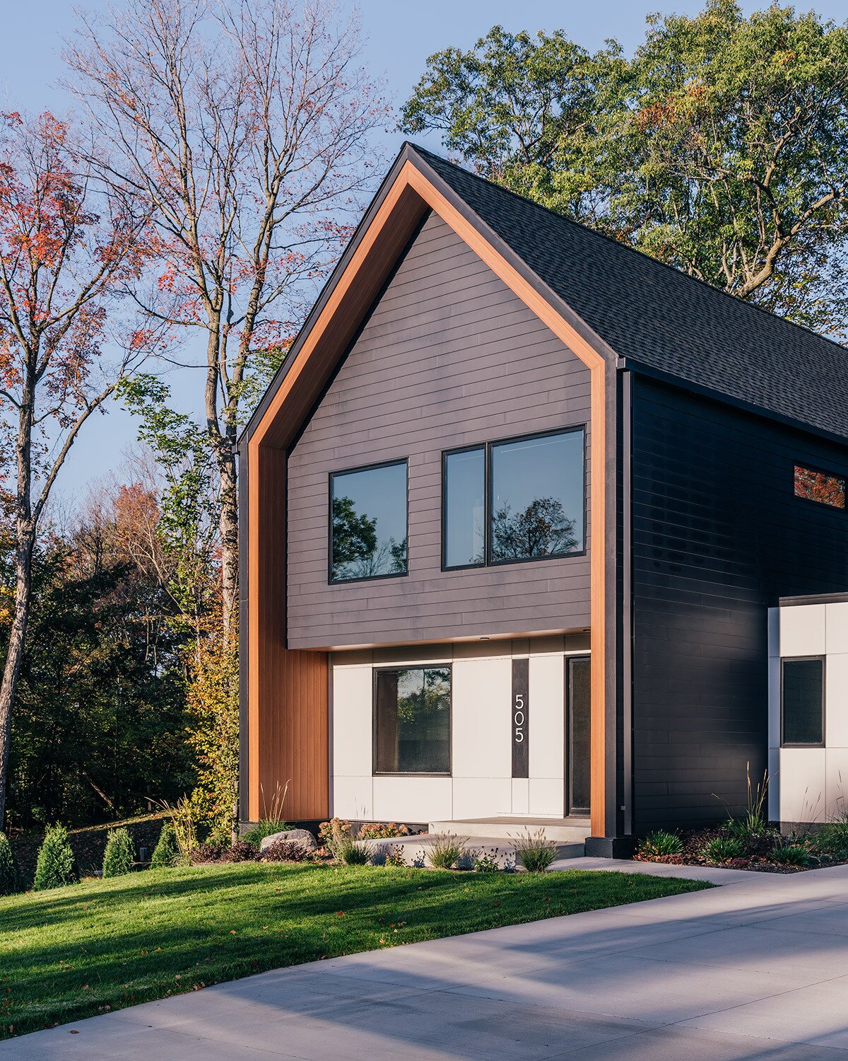 Photo 7 of 8 in Lakeview Residence by Sustainable 9 Design + Build - Dwell