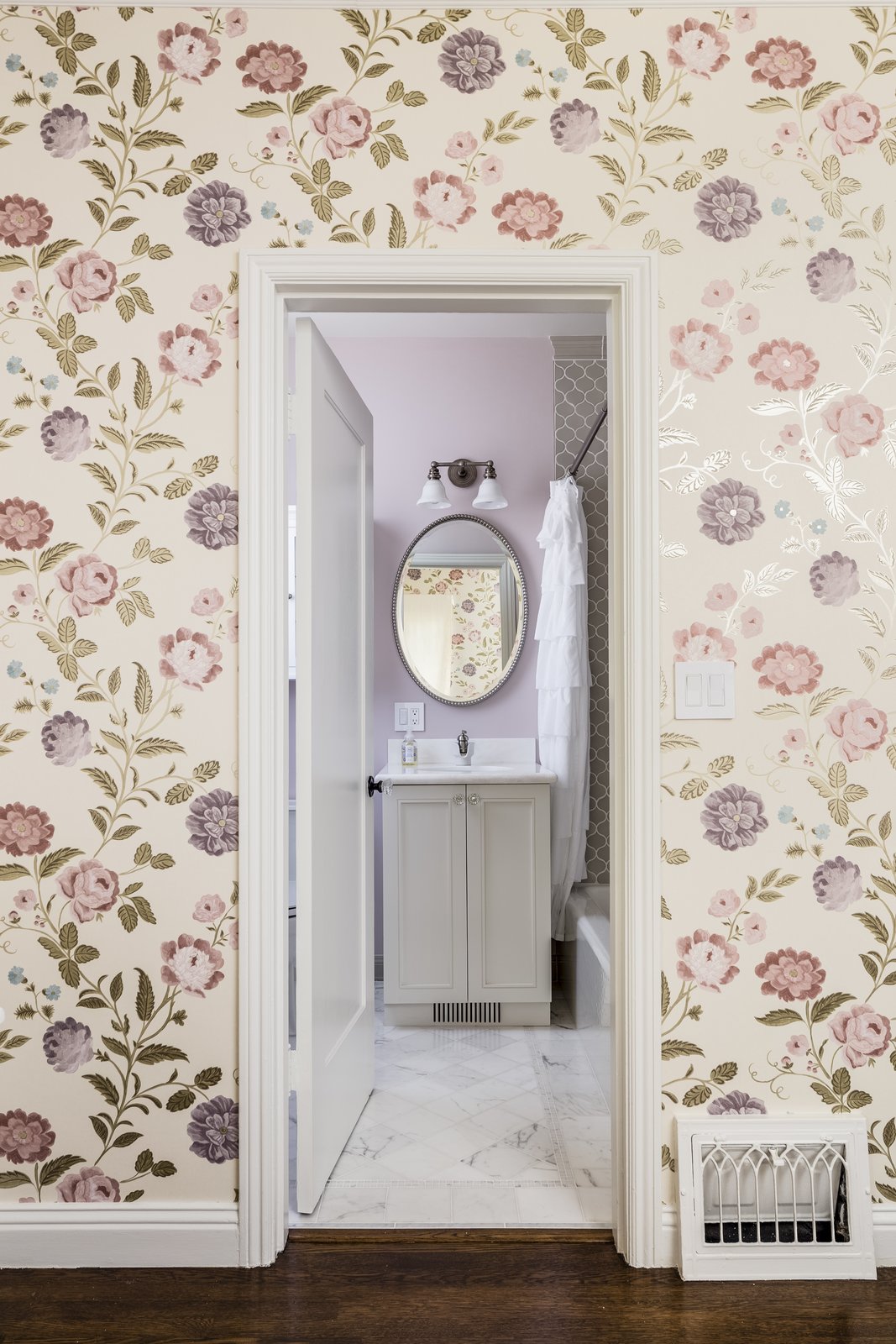 Photo 8 of 11 in IDF Studio gives historic home a jewel-toned makeover ...