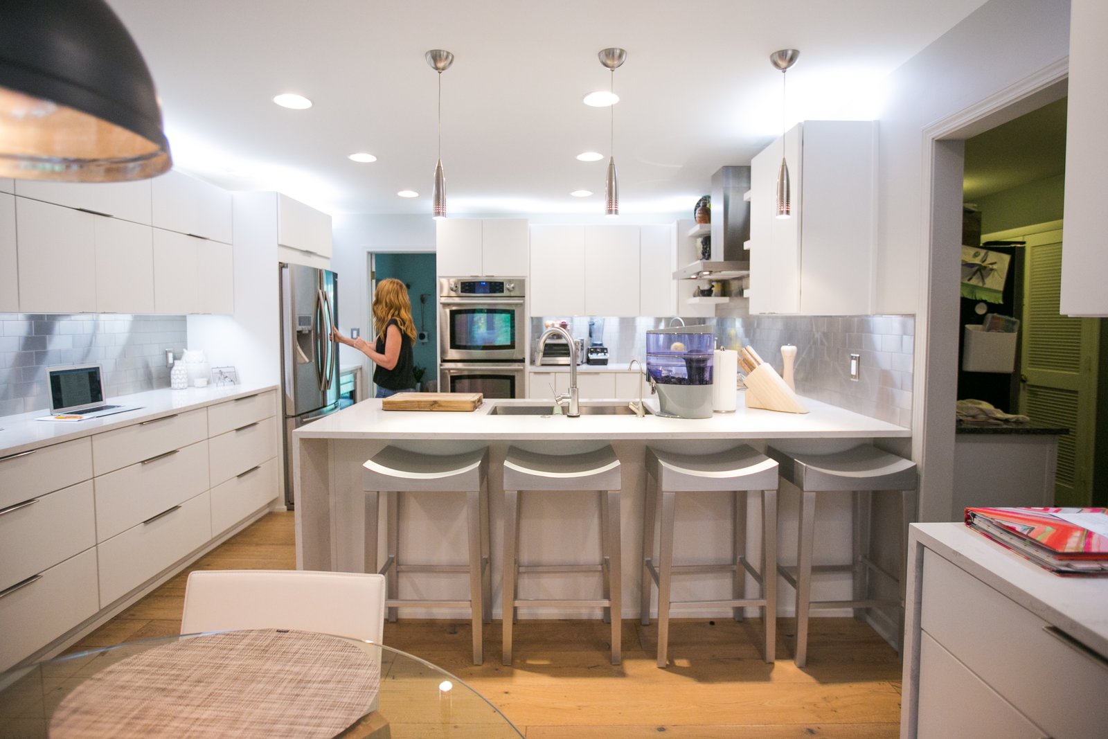 Photo 16 of 35 in Avriel Shull's "The Sanctuary" by Mod Abode by Jamie ...