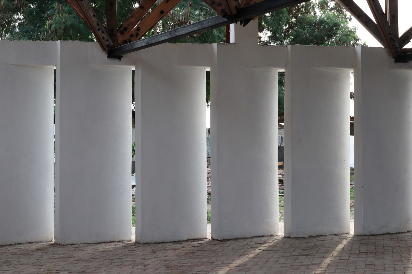 Photo 3 of 16 in Haiti Chapel by Webb Yates Engineers - Dwell