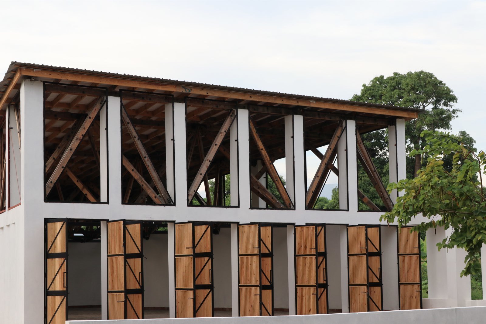 Photo 12 of 16 in Haiti Chapel by Webb Yates Engineers - Dwell