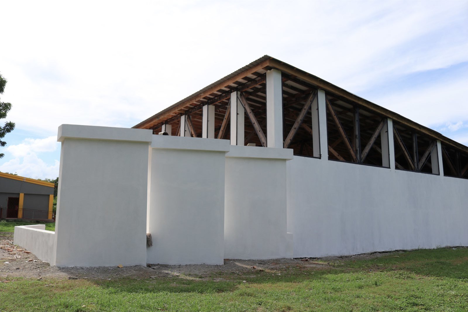 Photo 14 of 16 in Haiti Chapel by Webb Yates Engineers - Dwell