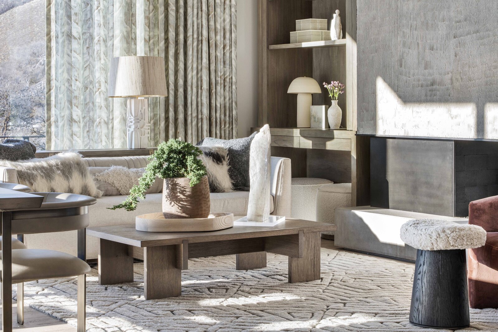 Photo 3 of 14 in Three Falls Home by Lloyd Architects - Dwell