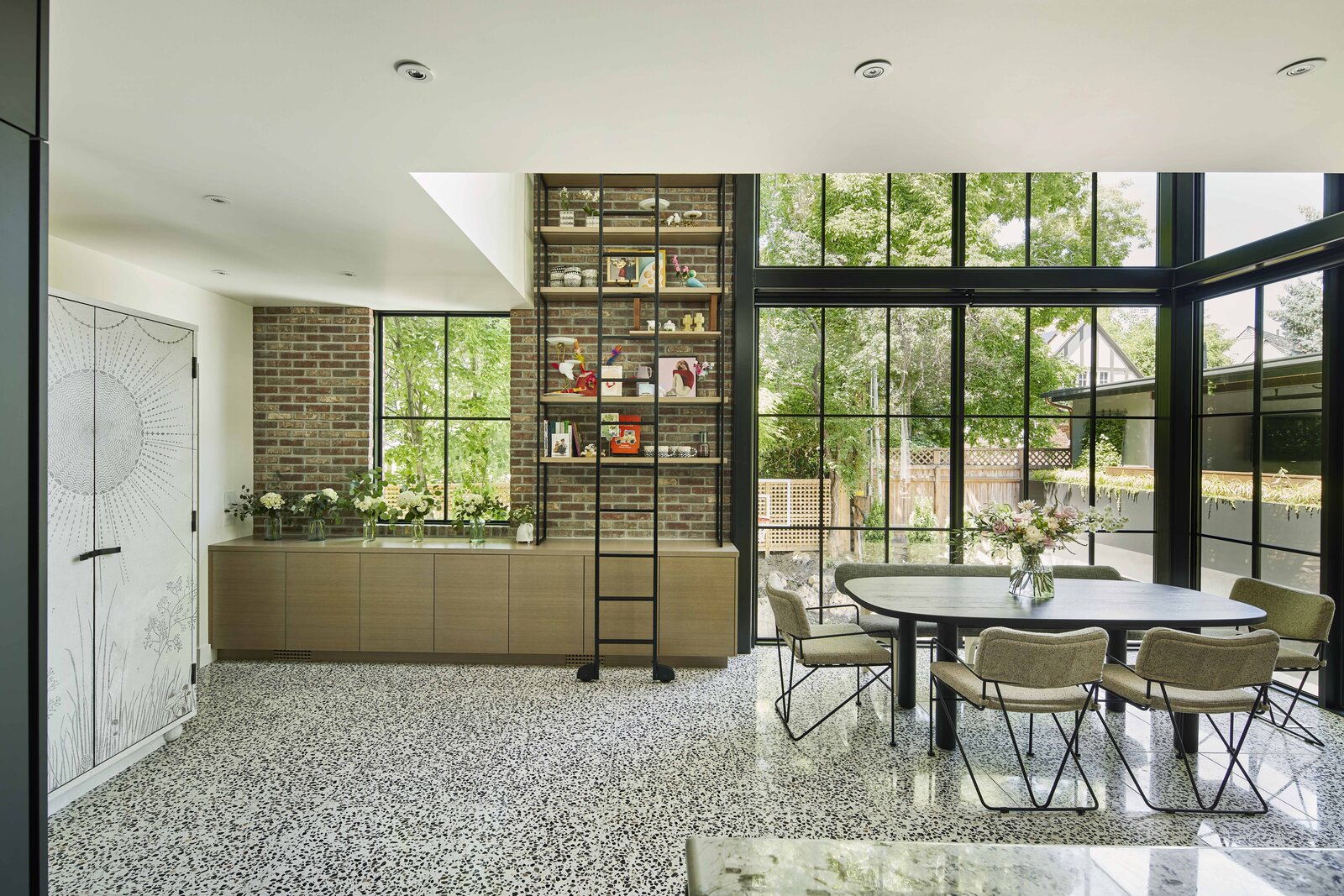 Photo 5 of 11 in Red Butte House by Lloyd Architects - Dwell