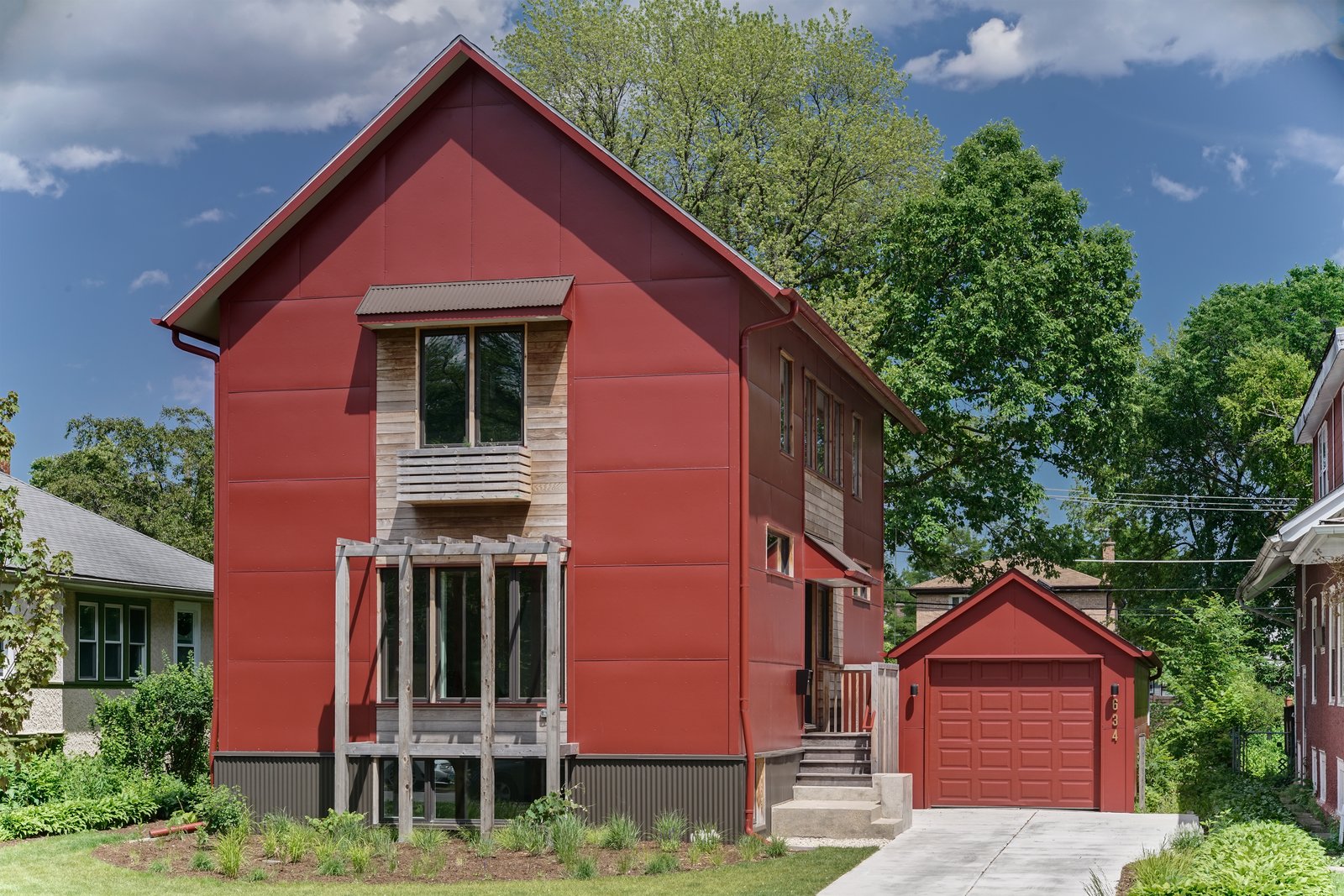 Modular Prefab Modern Farmhouse posted by TBDA (11 Photos) - Dwell