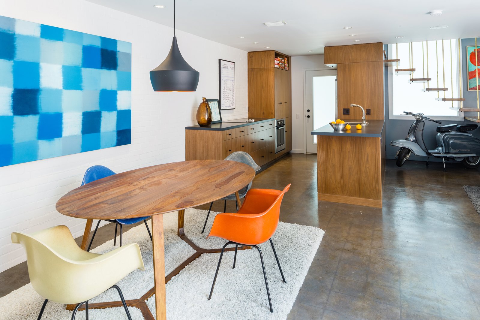 Photo 2 of 9 in Gillespie Unit F by A.GRUPPO Architects - Dwell