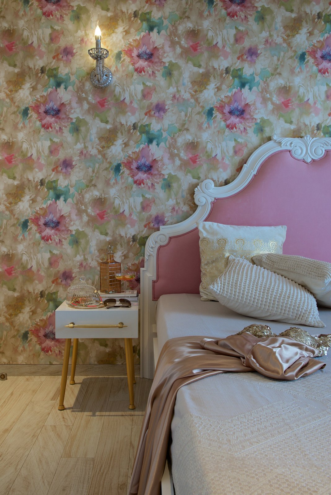 Photo 7 of 12 in Monica Bedi Residence by P S Design - Dwell