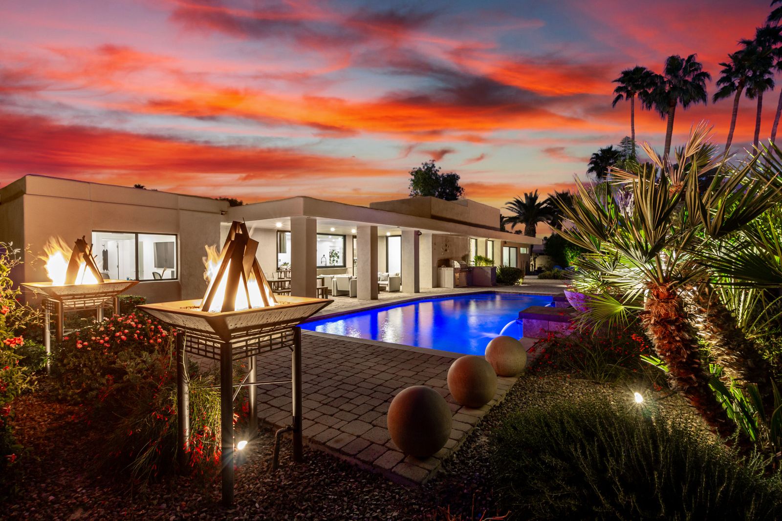 Photo 8 of 9 in Paradise Valley Taliesin Architects Reimagined by Ryan ...