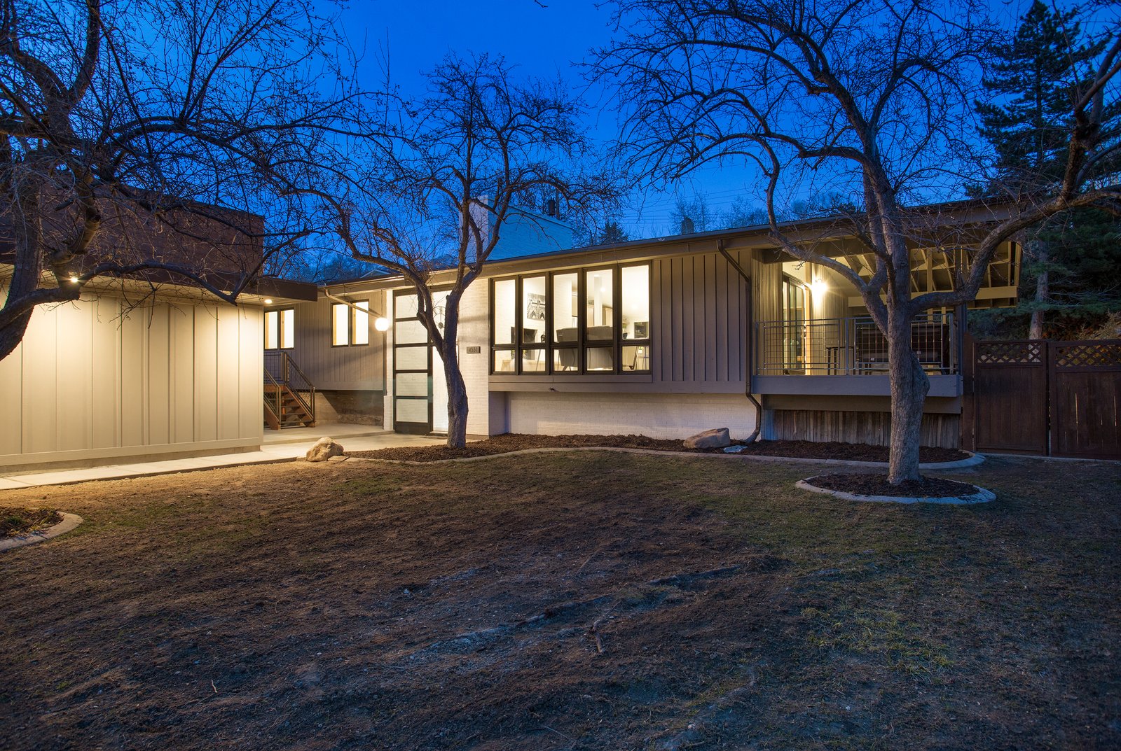 Photo 10 of 31 in Old Meets New, With a View by Sam Norman - Dwell